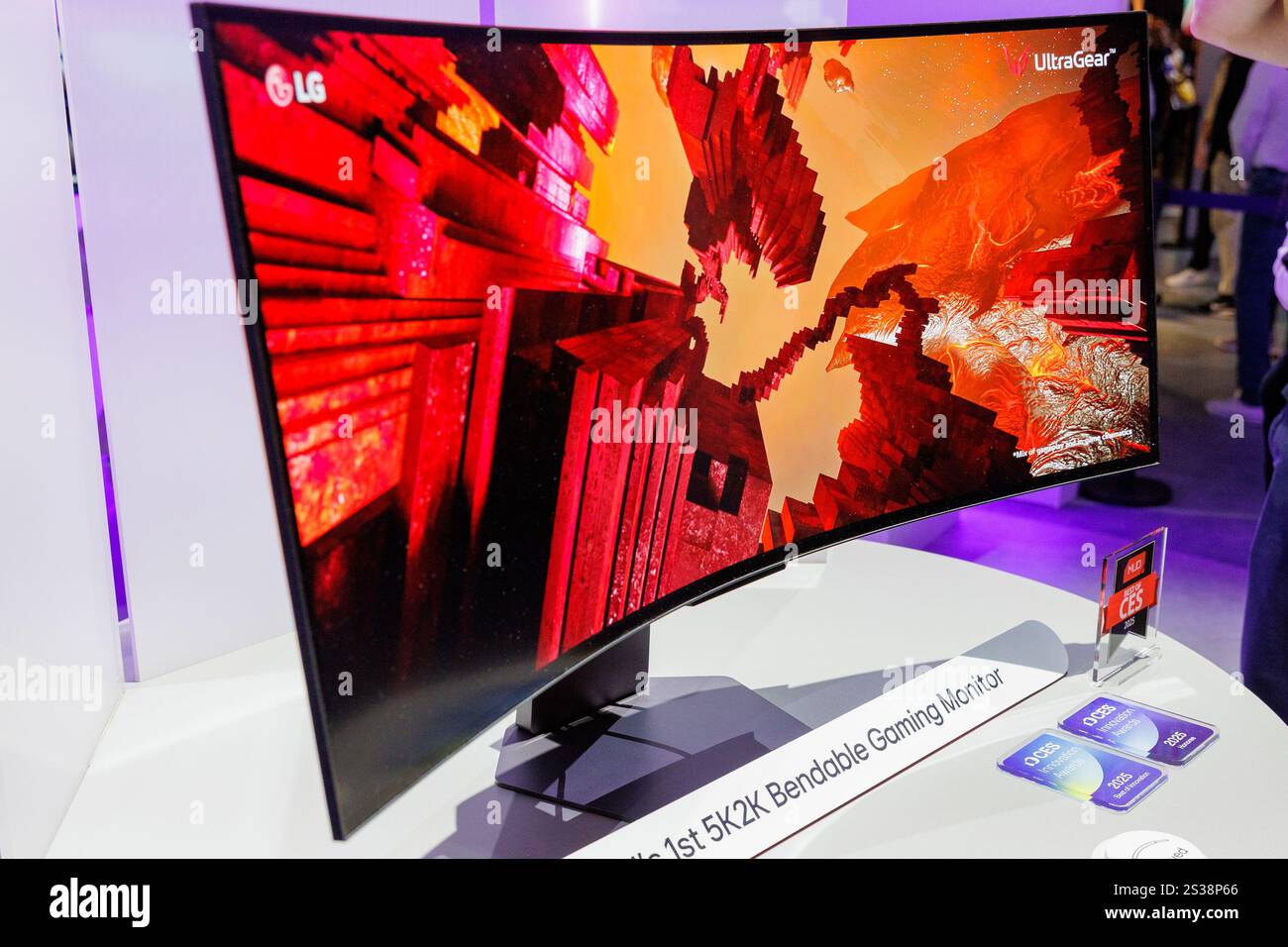 Las Vegas, USA. 08th Jan, 2025. The LG UltraGear Bendable OLED Gaming ...
