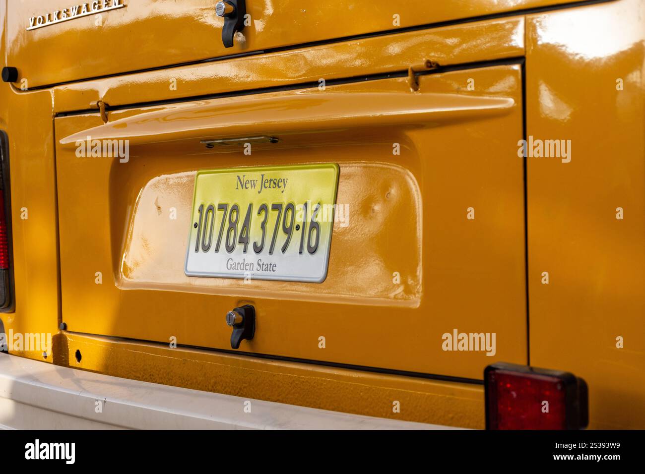 Back view of VW Camping van Stock Photo - Alamy