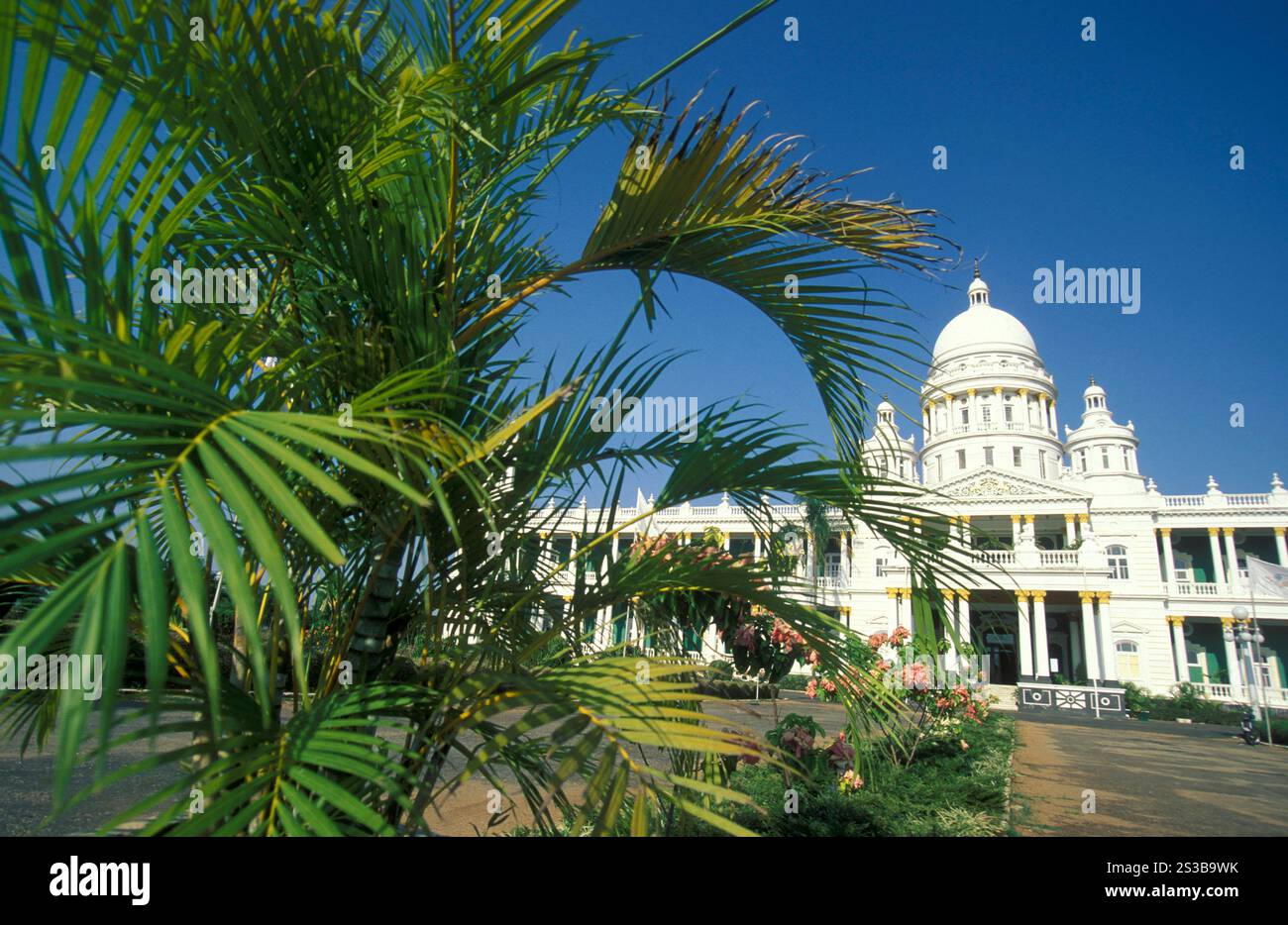 the Lalitha Maham Palace Hotel in the city of Mysore in the Province of ...