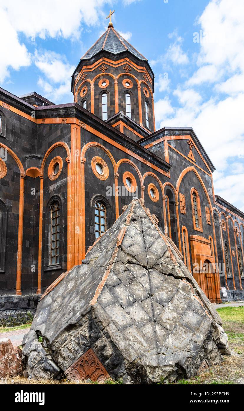 former church dome that collapsed during earthquake and Holy Saviour's ...