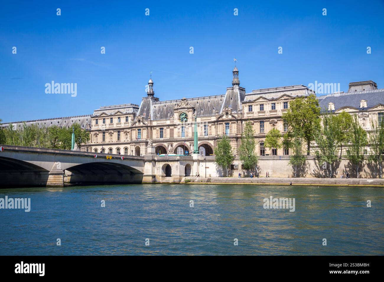 Louvre museum and Carrousel bridge view from the Seine river banks ...