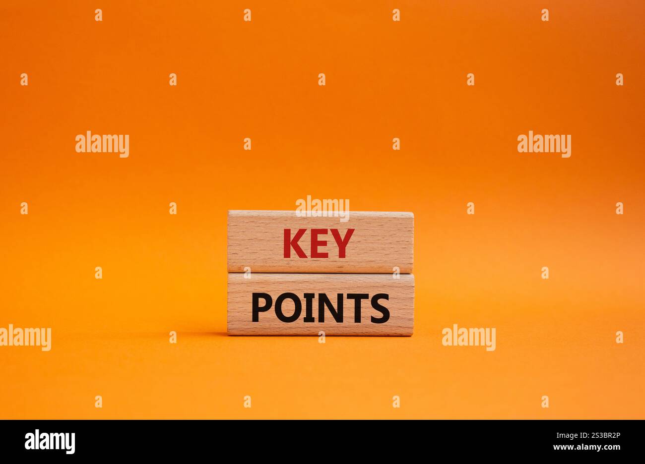 Key points symbol. Wooden blocks with words Key points. Beautiful ...