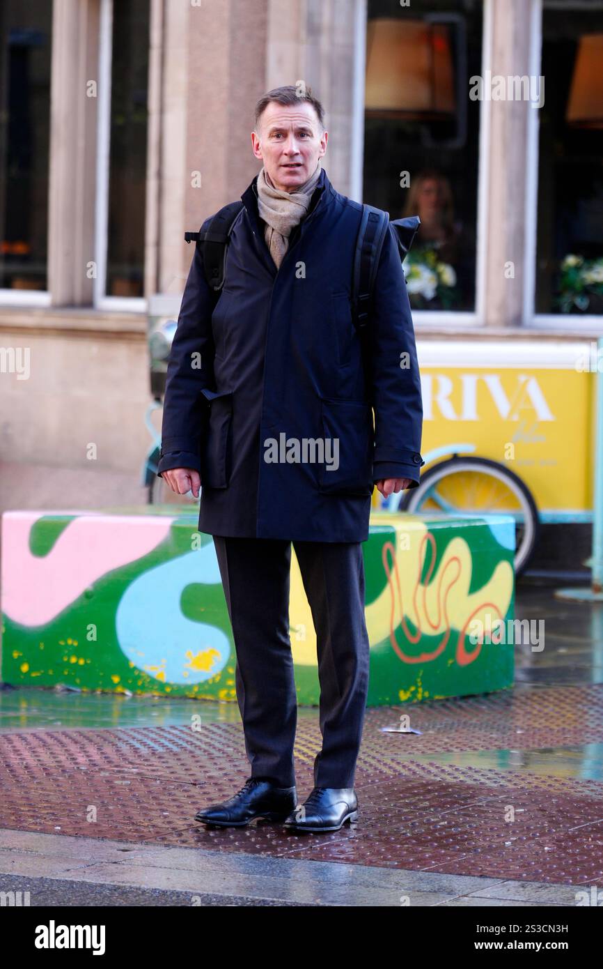 Former health secretary Jeremy Hunt arrives at Liverpool Town Hall, to ...