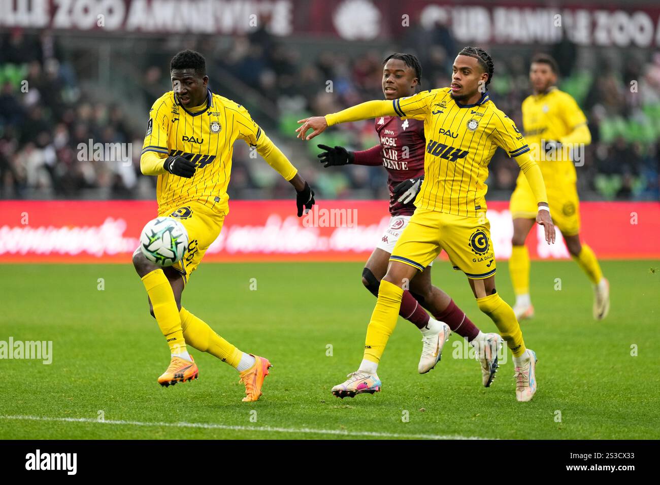 22 Kouadio Guy Ange AHOUSSOU (pau) - 02 Therence KOUDOU (pau) during the Ligue 2 BKT match ...
