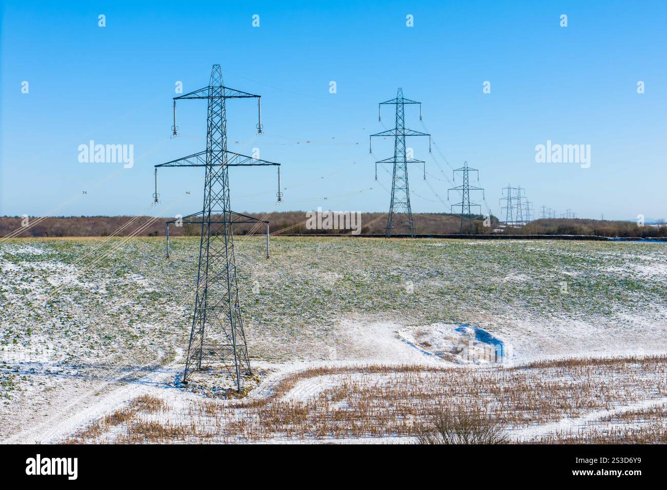 Long Bredy, Dorset, UK. 9th January 2025. UK Weather. National Grid ...