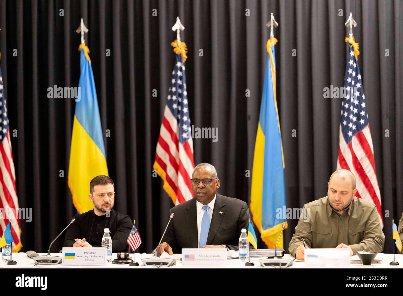 VOLODYMYR ZELENSKY and U.S. Secretary of Defense LLOYD J. AUSTIN III at ...