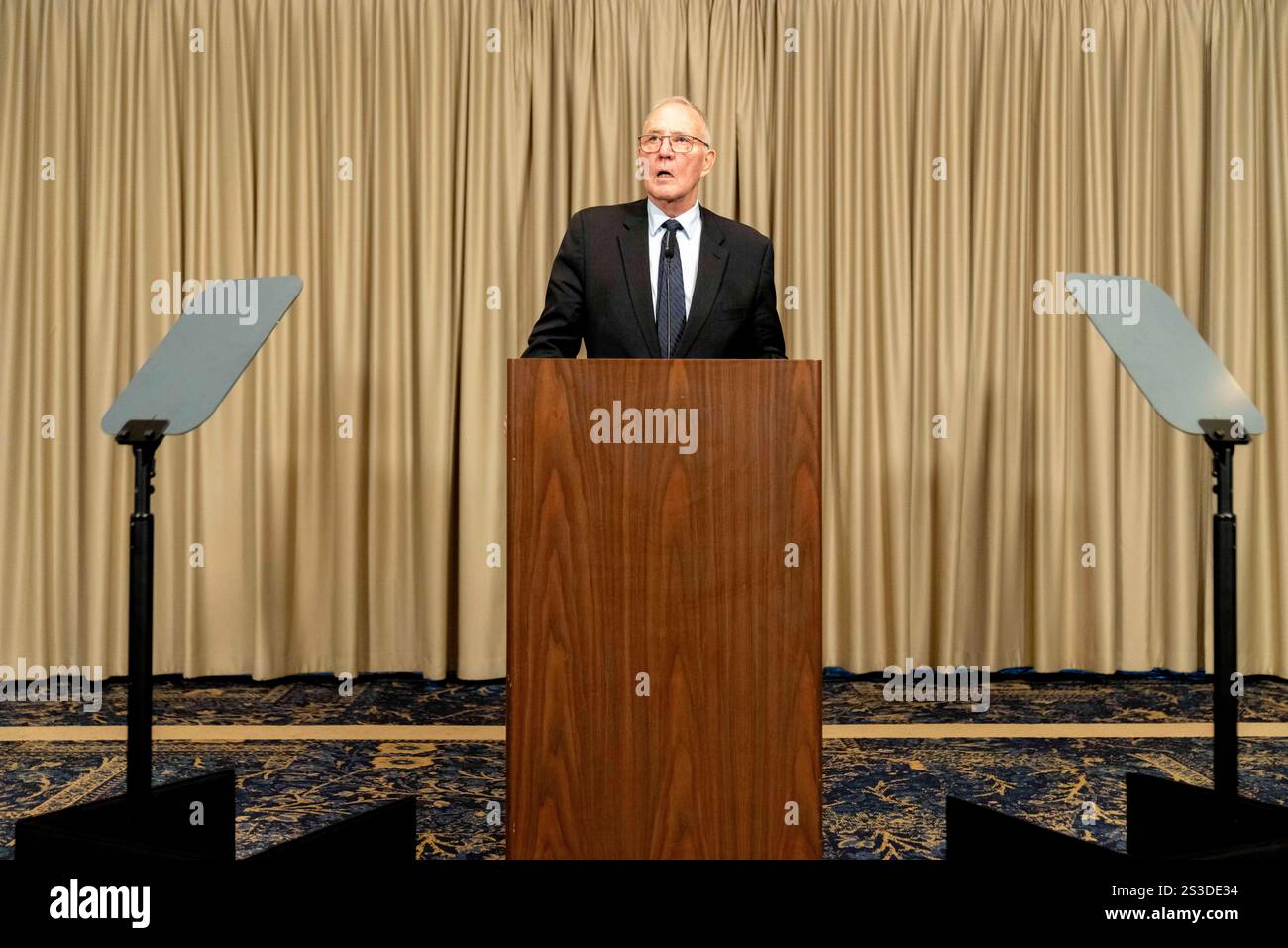 Press conference with BILL BLAIR, Canadian Minister of Defense at ...