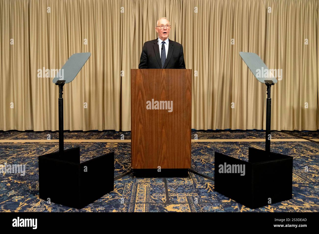 Press conference with BILL BLAIR, Canadian Minister of Defense at ...