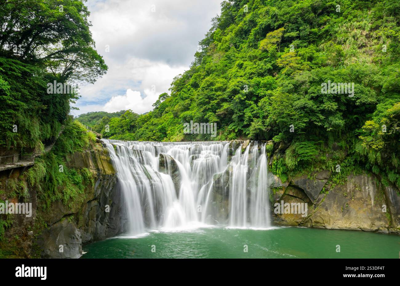 Sunny view of the Shifen Falls at New Taipei City, Taiwan Stock Photo ...