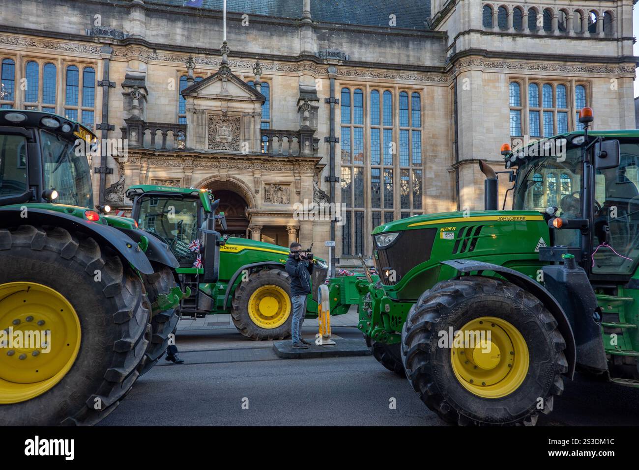 Oxford, UK, 9th January 2025. Farmers protest about the planned ...