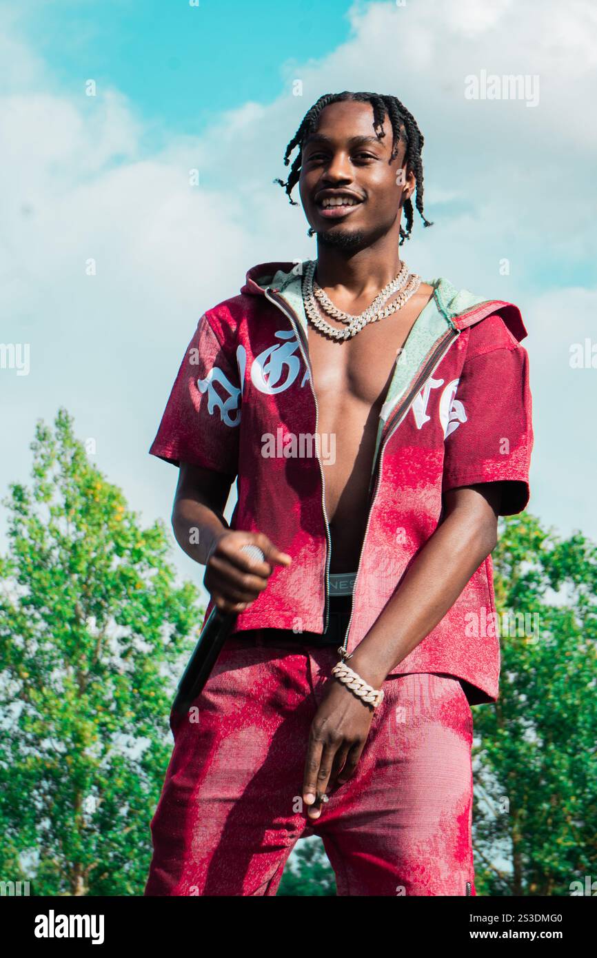 Lil tjay hi-res stock photography and images - Alamy