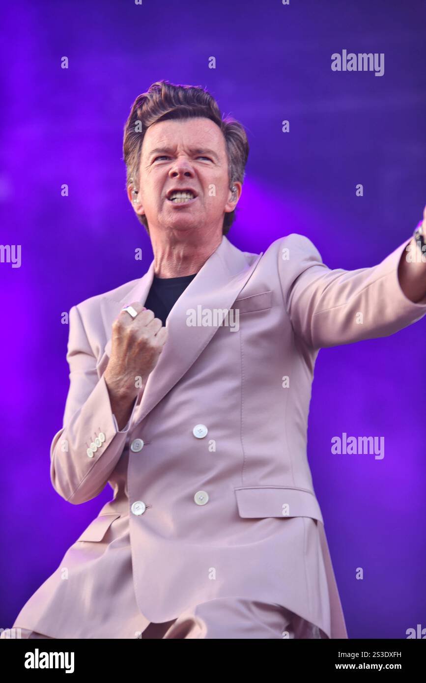 Rick Astley at Big Feastival @ Alex James Farm in the Cotswolds Sunday ...