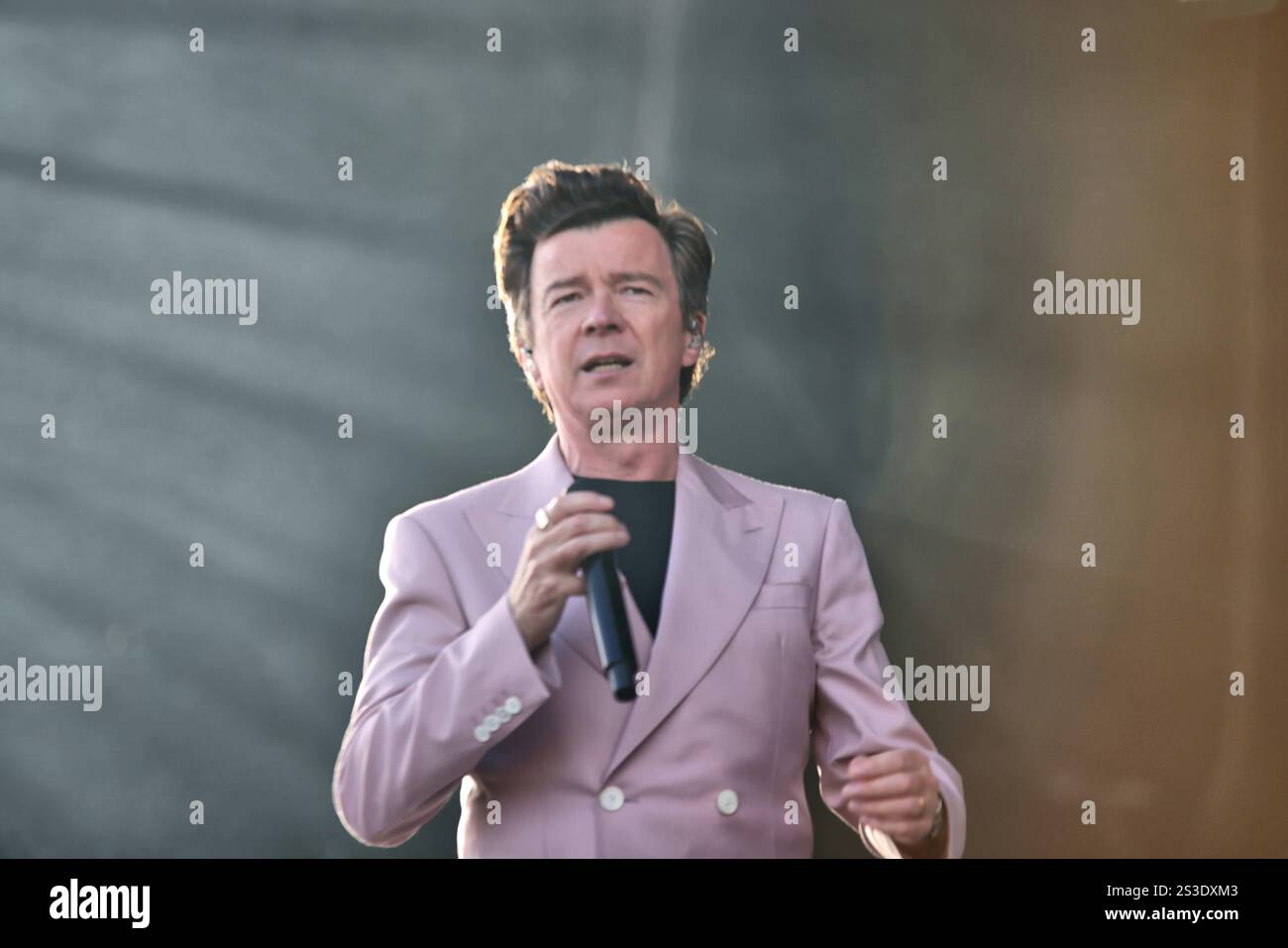 Rick Astley at Big Feastival @ Alex James Farm in the Cotswolds Sunday ...