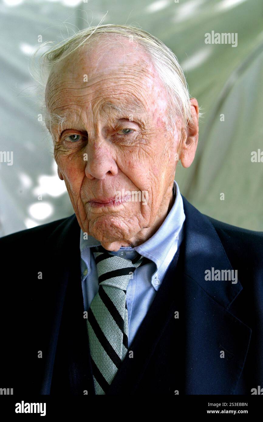 Veteran British journalist and commentator William (Bill) Deedes ...