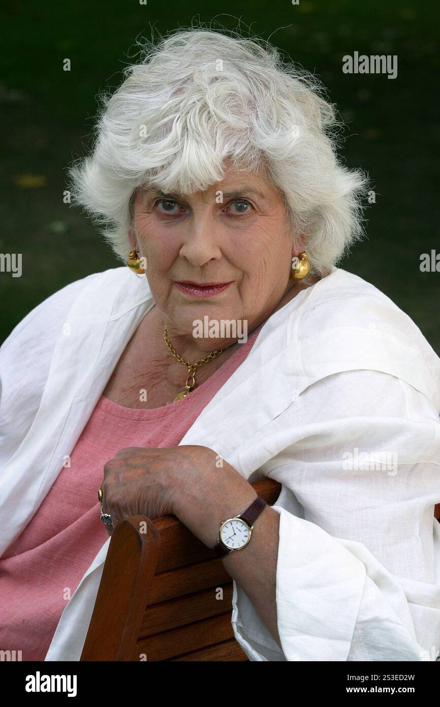 British novelist, and wife of Kingsley Amis, Elizabeth Jane Howard ...