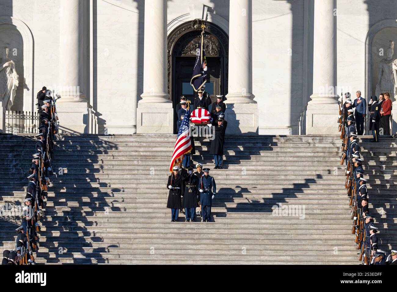 UNITED STATES - JANUARY 9: The flag-draped casket of former U.S ...