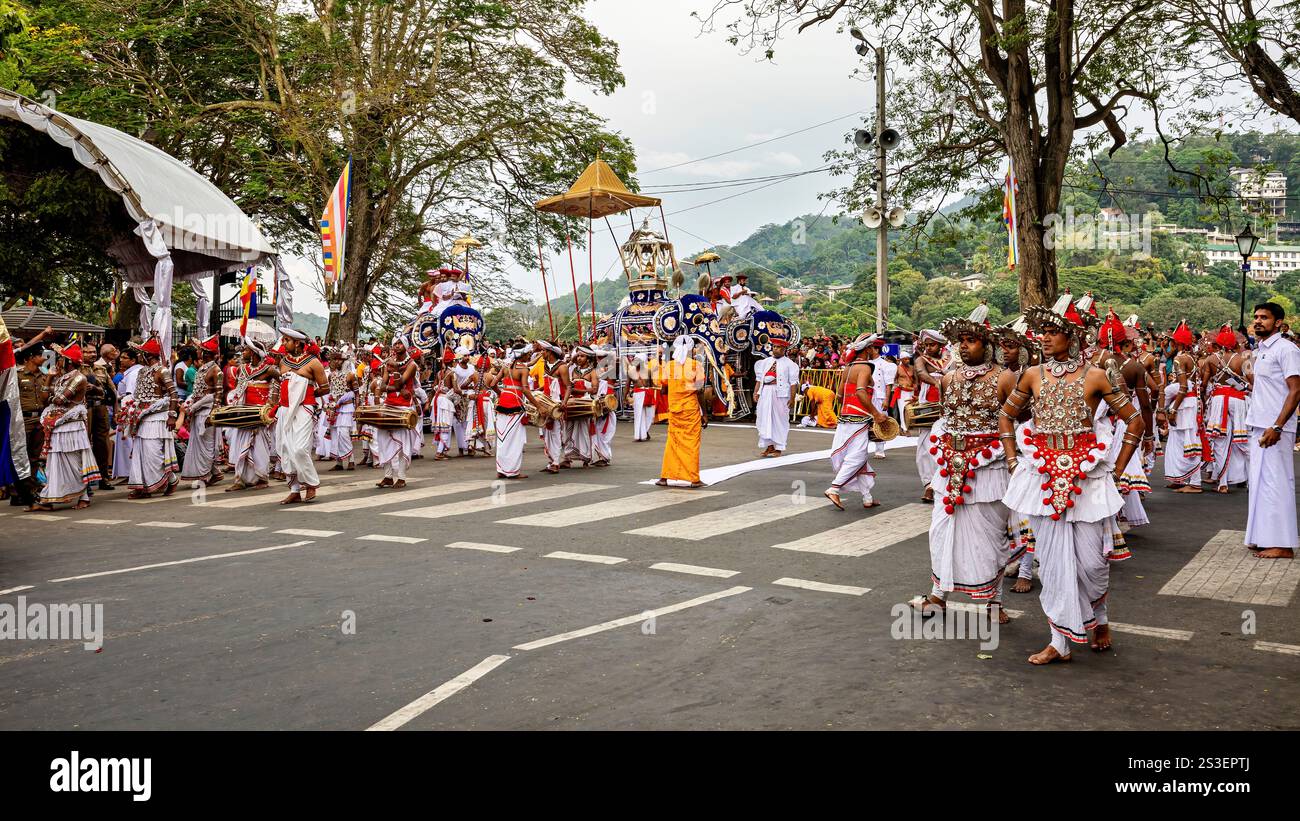 The Kandy Perahera festival in Sri Lanka Stock Photo - Alamy