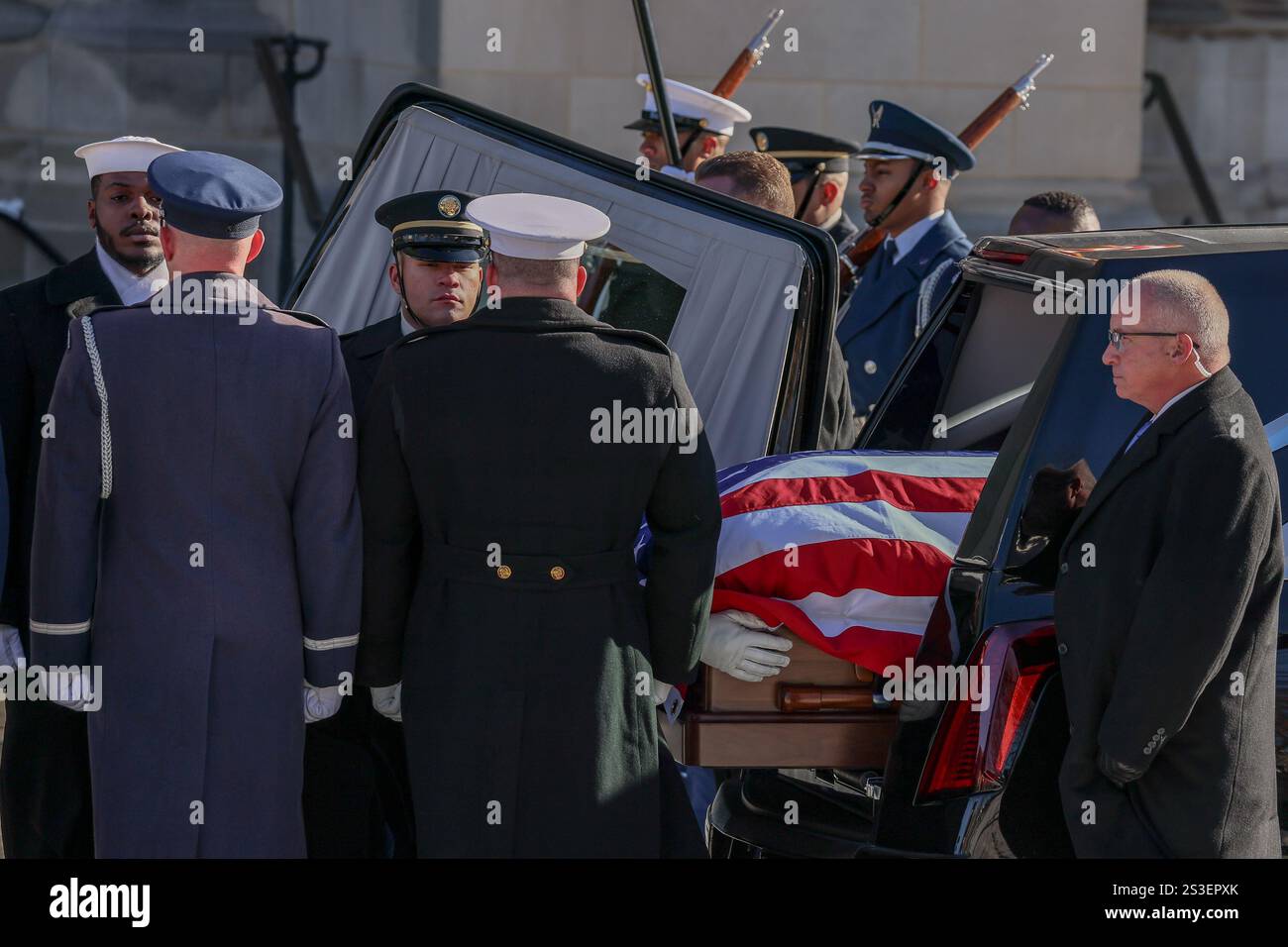Washington, DC, United States. 09th Jan, 2025. Military pallbearers ...