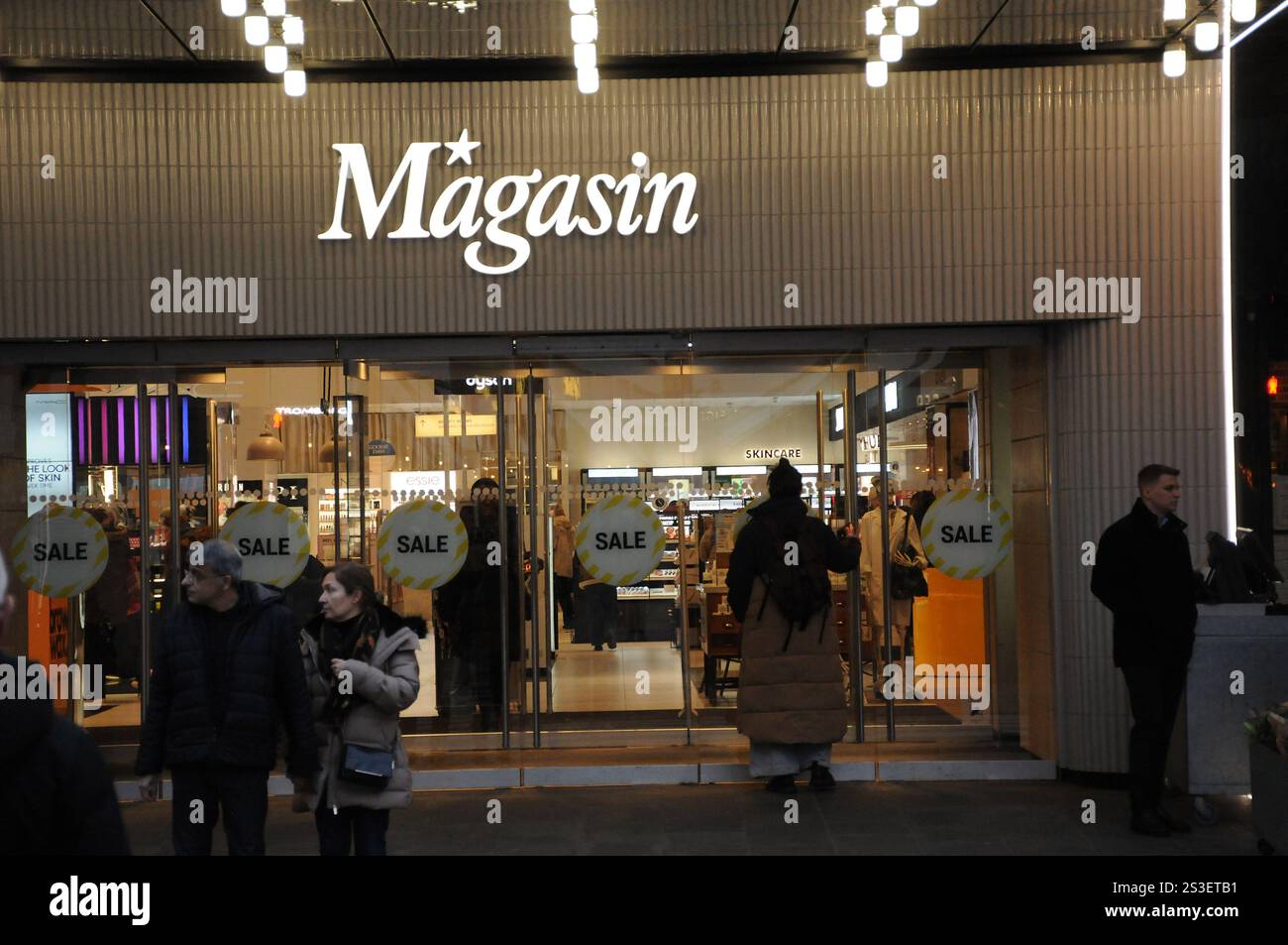 Copenhagen/ DenmarK/09 JANUARY 2025/ Sale at in magasin du nord store ...