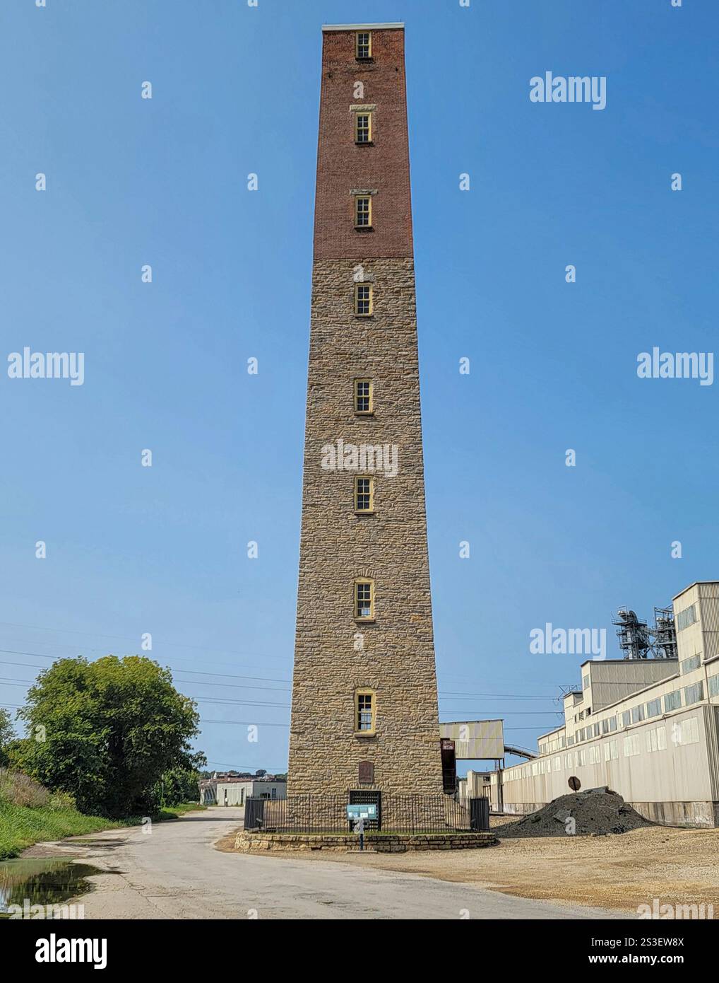 Historic manufacture smartphone stock photos and images - Alamy