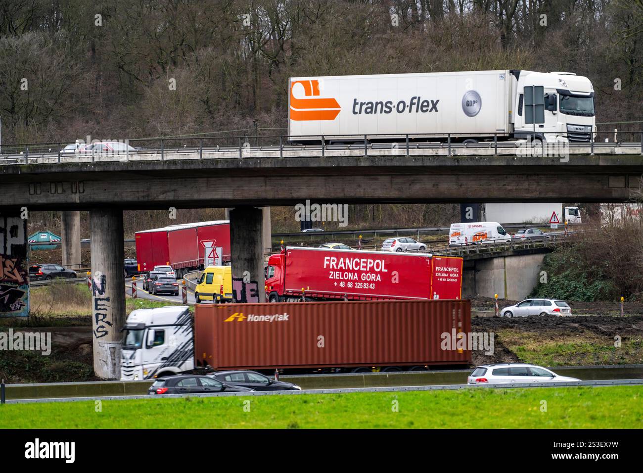 The Kaiserberg motorway junction, A40 motorway, Ruhr expressway ...
