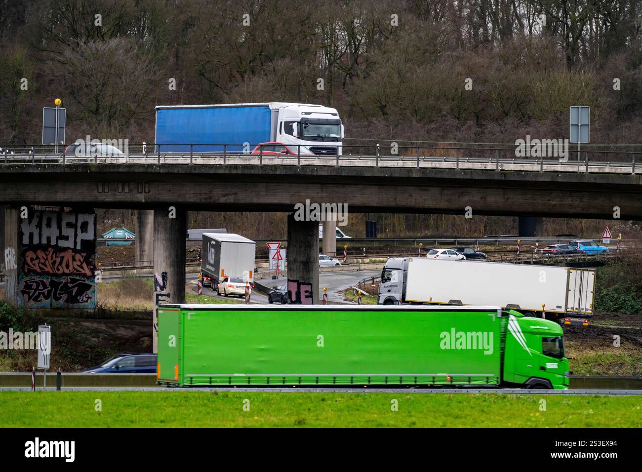 The Kaiserberg motorway junction, A40 motorway, Ruhr expressway ...