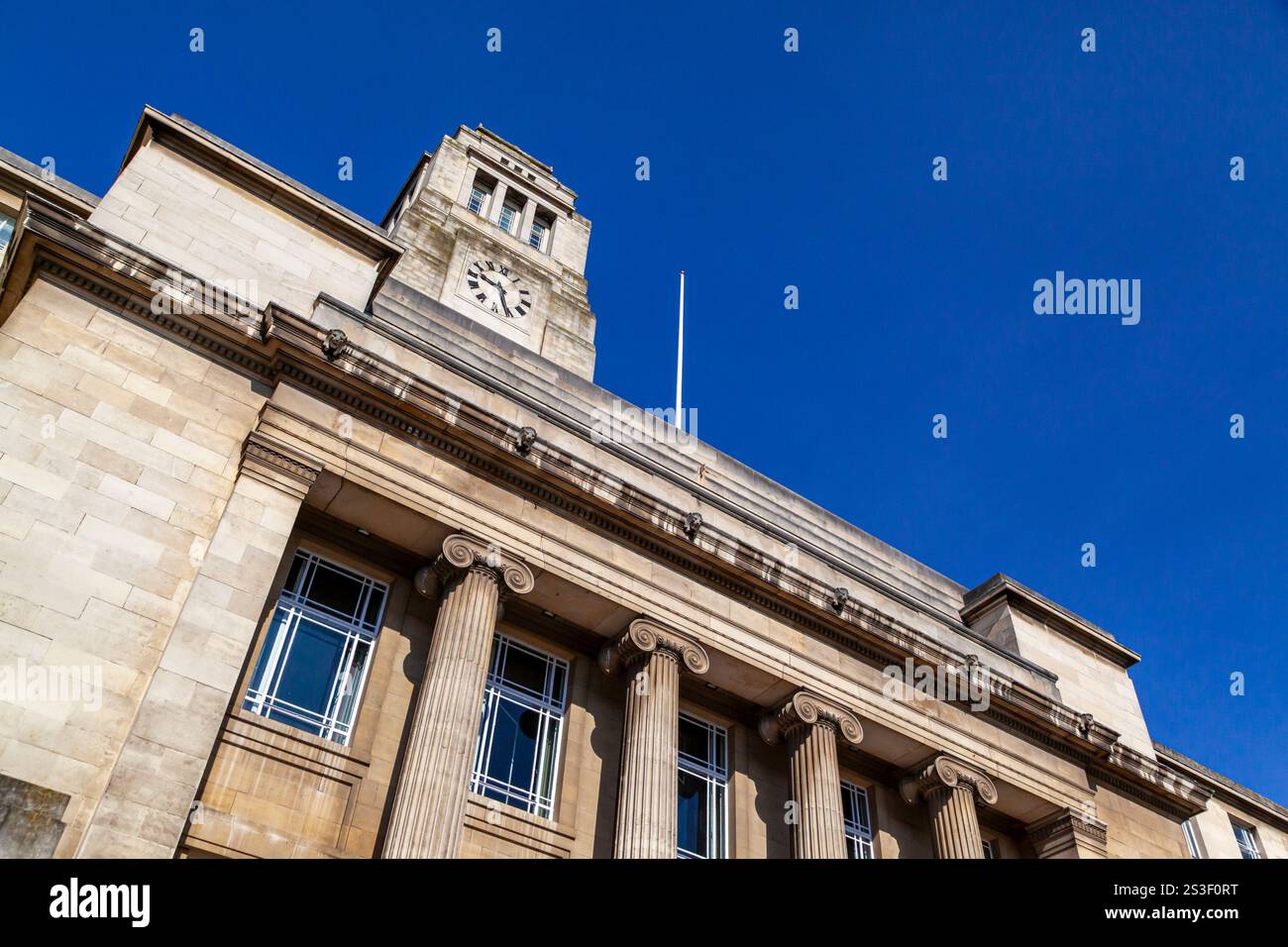 Clock tower on Parkinson Building Leeds University West Yorkshire ...