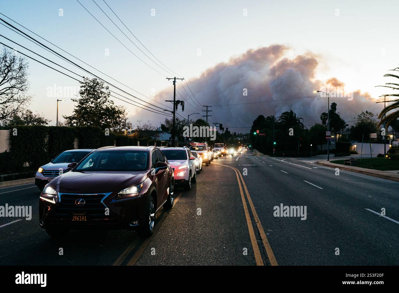 Palisades resident evacuate the area as the Palisades Fire grows to ...