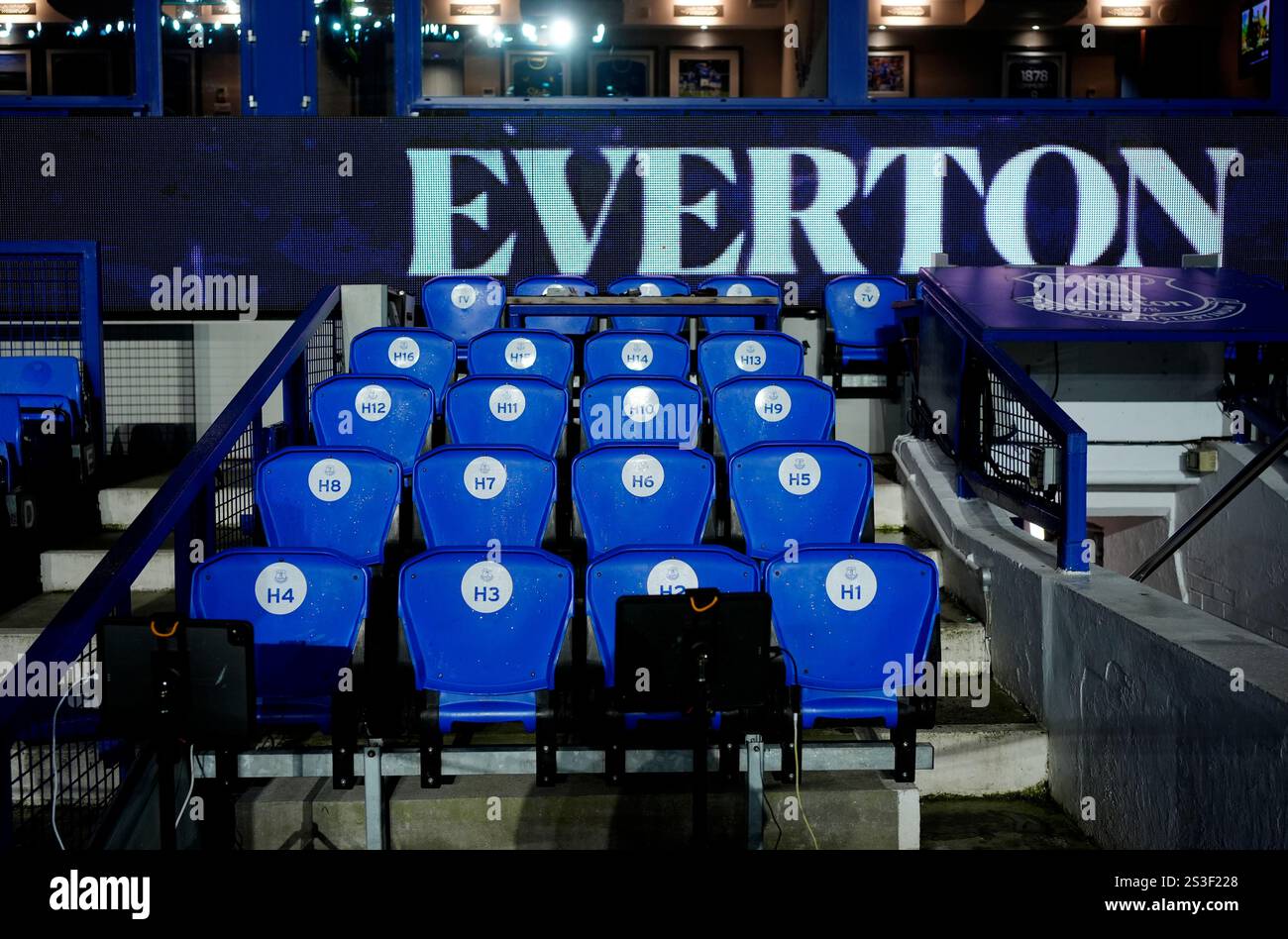 A view of an empty Everton dugout before the Emirates FA Cup third ...