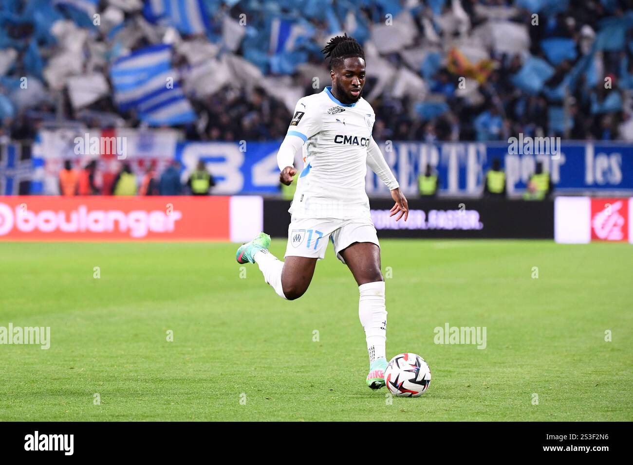 17 Jonathan ROWE (om) during the Ligue 1 McDonald's match between ...