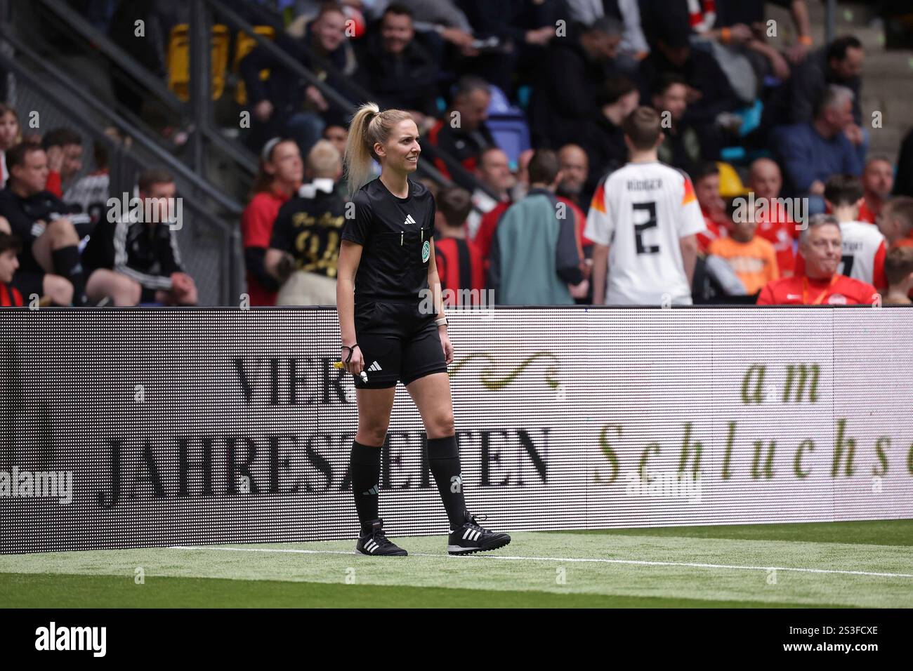 Süwag ARENA Frankfurt (Ballsporthalle) am 8.Januar 2025 xJAx Matthäi ...