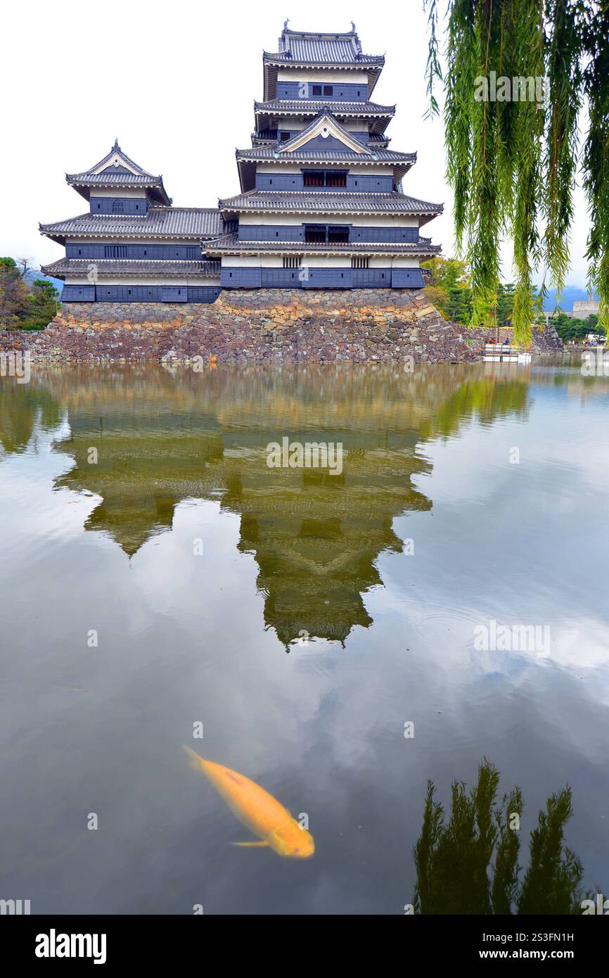 Matsumoto Castle, one of Japan's premier historical castles, built in ...