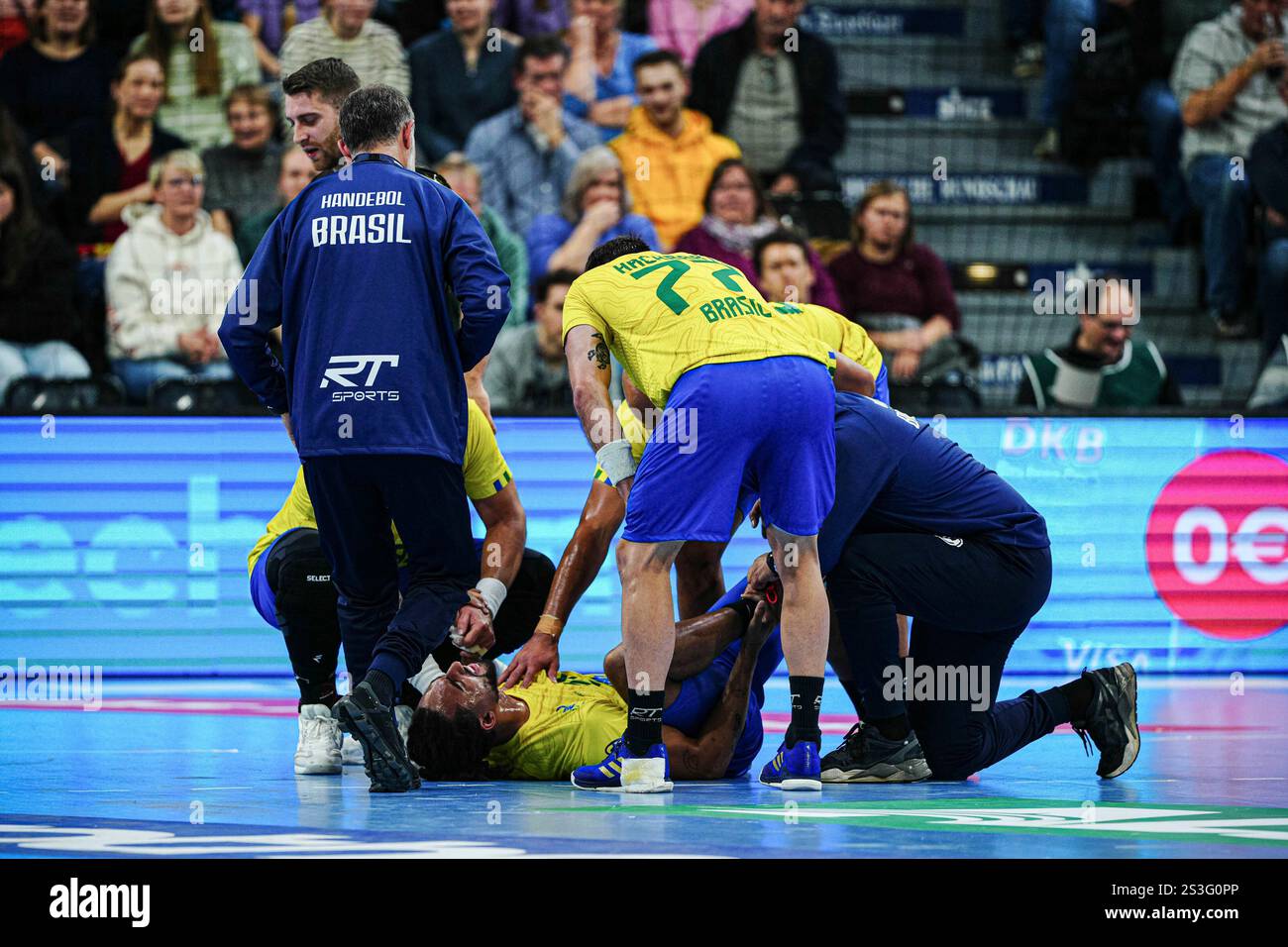 Flensburg, Deutschland. 09th Jan, 2025. Verletzung Hugo Bryan Monte dos ...