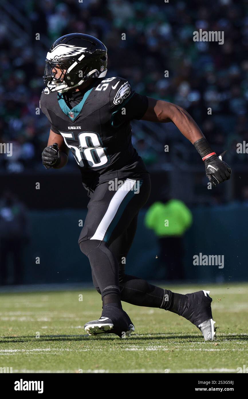 Philadelphia Eagles linebacker Jalyx Hunt (58) rushes during an NFL ...