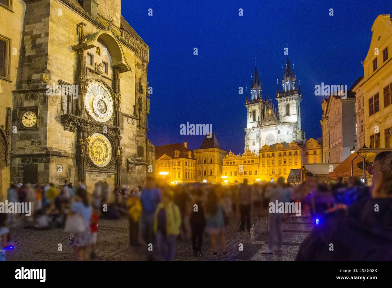 Old town square (Staromestske namesti) in in Prague - Prague Astronomical Clock, and town hall ...