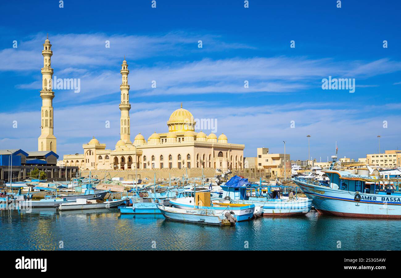 Al Mina Mosque, Hurghada, Red Sea, Egypt Stock Photo - Alamy