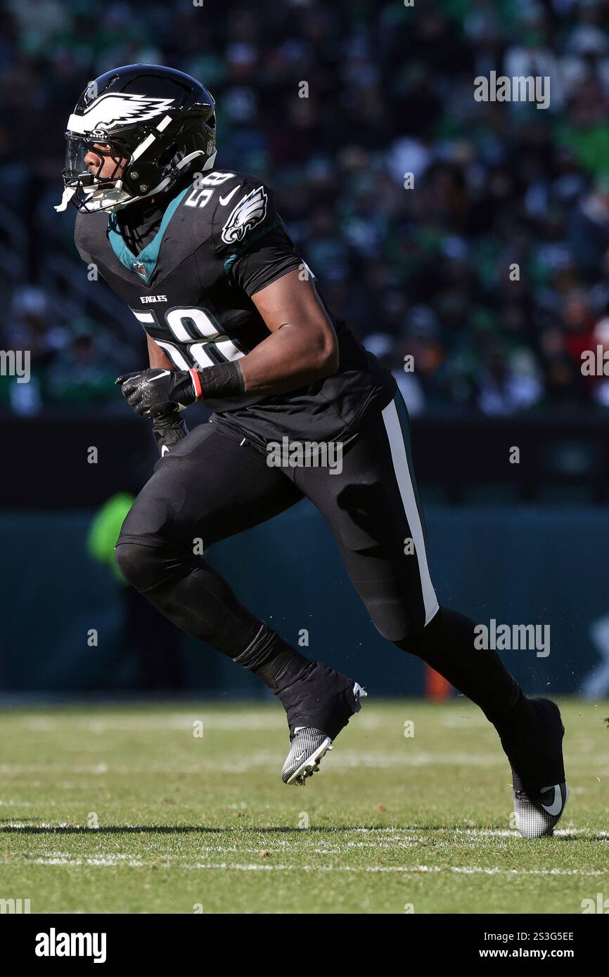 Philadelphia Eagles linebacker Jalyx Hunt (58) rushes during an NFL ...