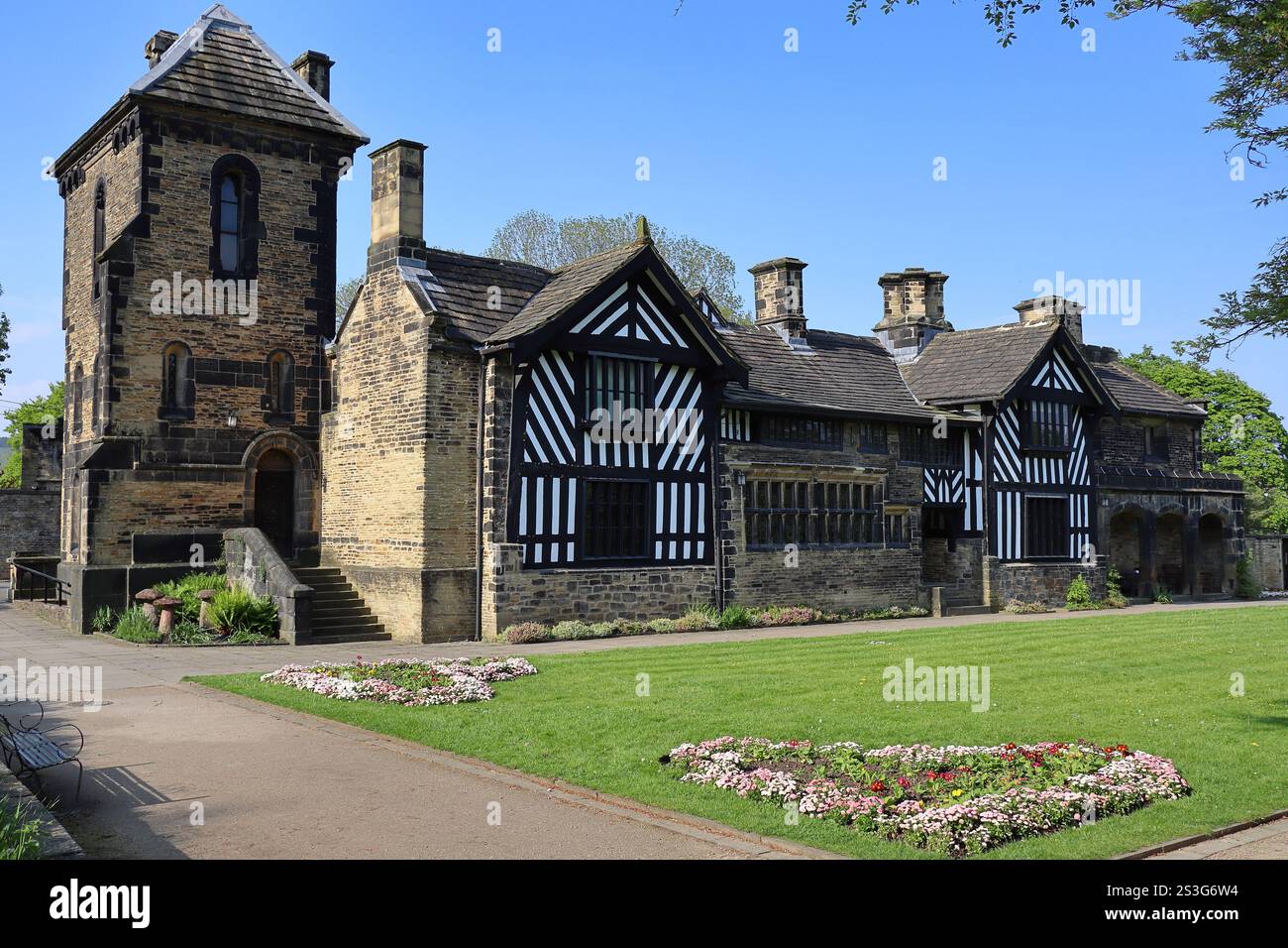 Shibden Hall (Halifax), a beautiful historic english manor house ...
