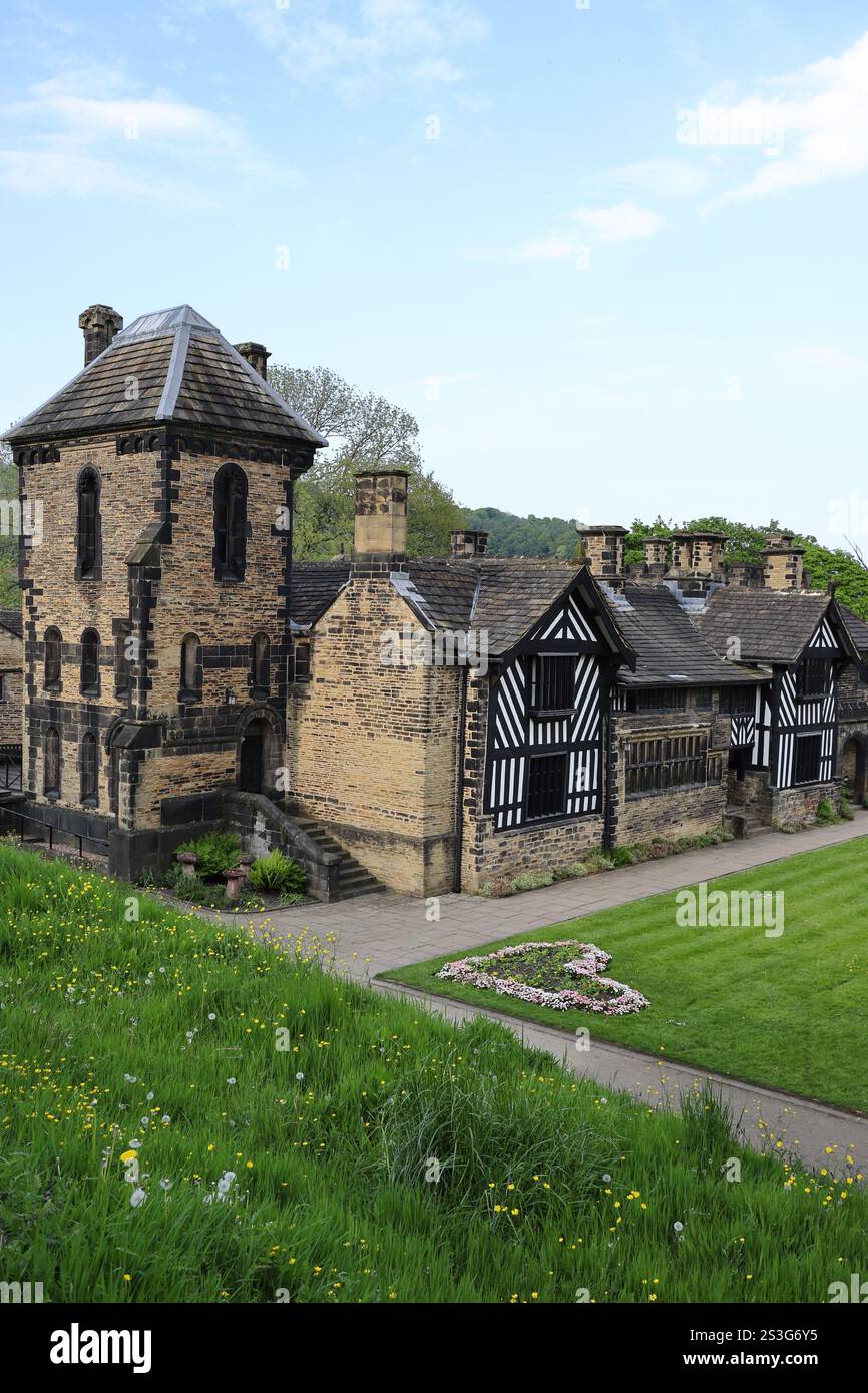 Shibden Hall (Halifax), a beautiful historic english manor house ...