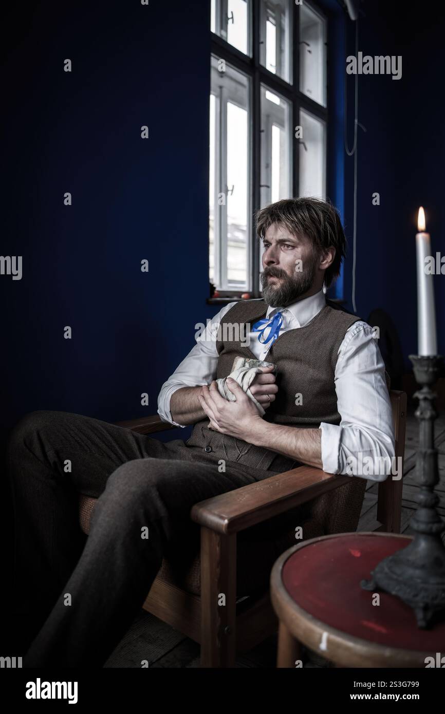 Historical man in attire hi-res stock photography and images - Alamy