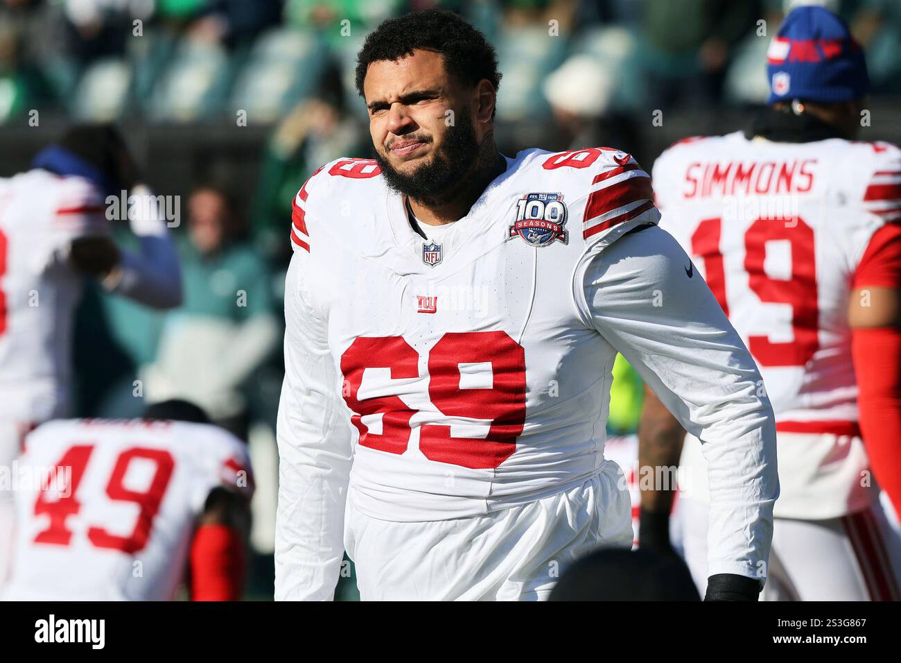 New York Giants defensive tackle Cory Durden (69) warms up before an ...