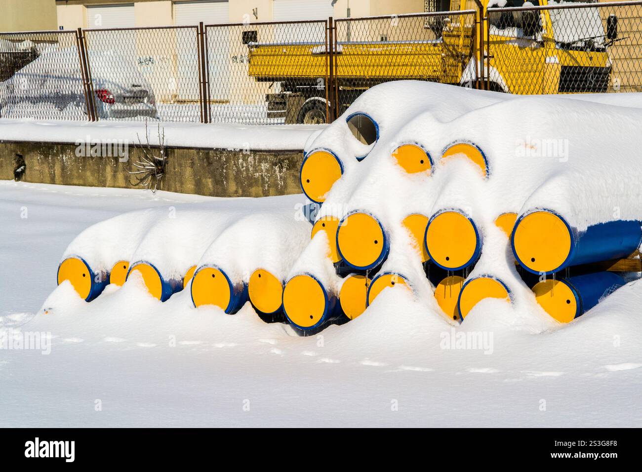 Piping covered hi-res stock photography and images - Alamy