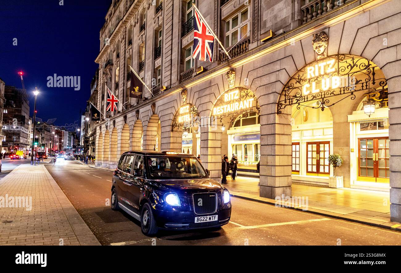 The Ritz In Piccadilly London UK Stock Photo - Alamy
