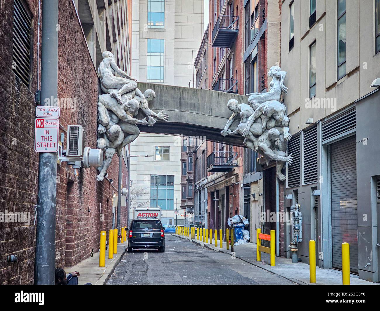 ContraFuerte alley sculpture in downtown Philly Stock Photo - Alamy