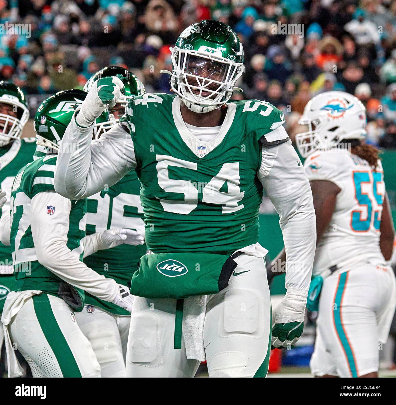 East Rutherford, United States. 09th Jan, 2025. New York Jets defensive ...