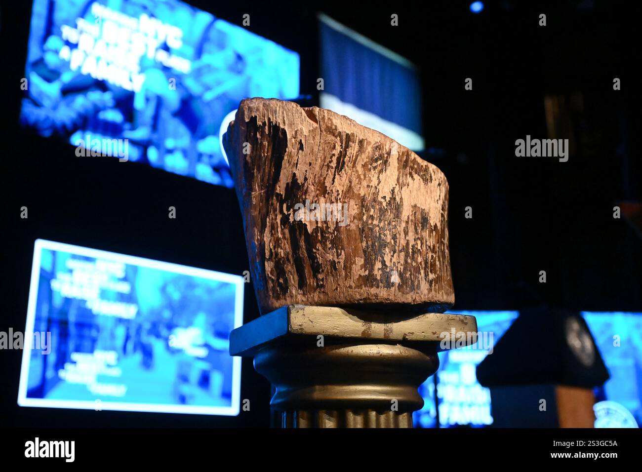 A view of the “Tree of Hope” stump at the Apollo Theater on January 9 ...