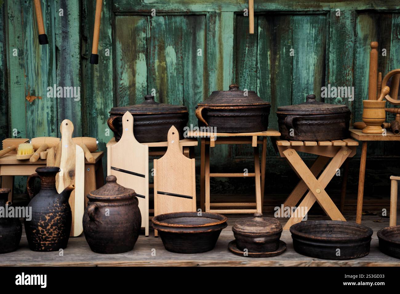 Discover Rustic Kitchenware and the Beauty of Traditional Craftsmanship ...