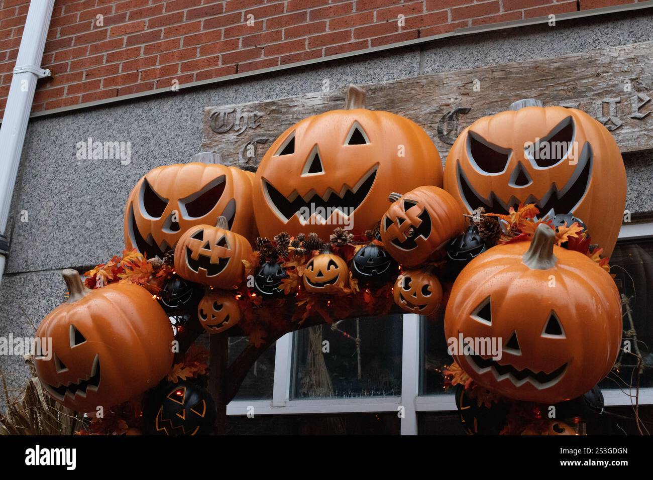 Salem halloween events hi-res stock photography and images - Alamy