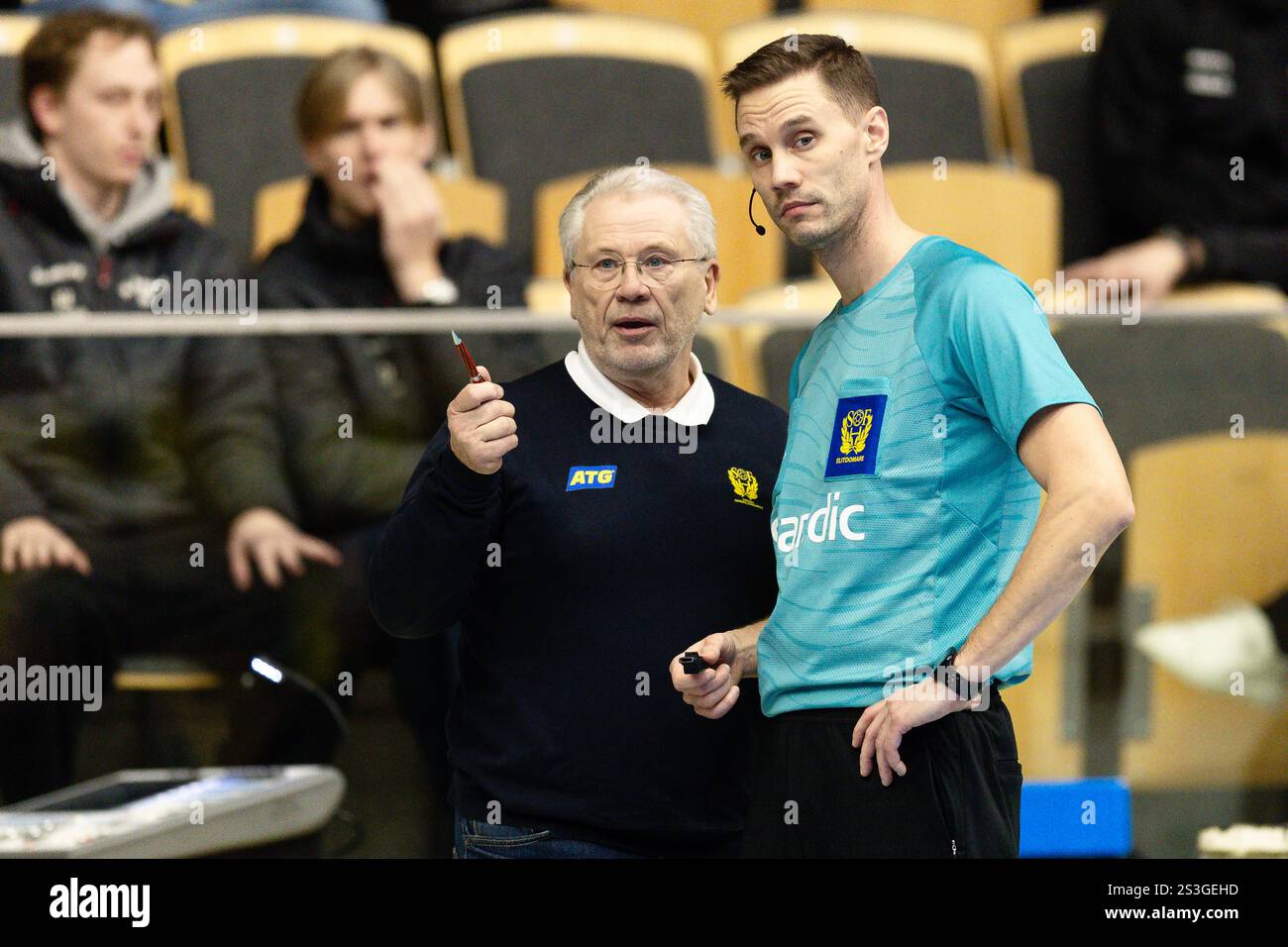 Partille, Sverige. 09th Jan, 2025. 250109 Domare Johan Gomér under ...