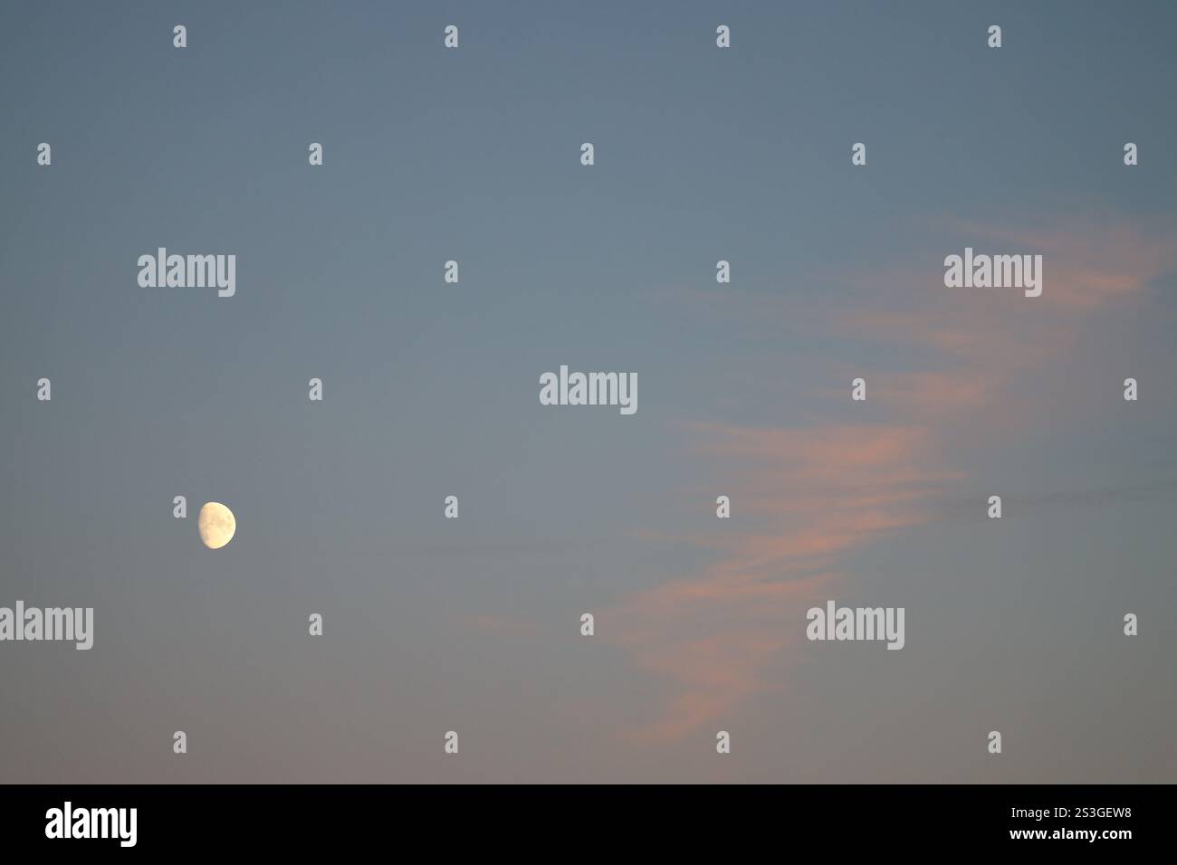 Waxing gibbous moon rising hi-res stock photography and images - Alamy